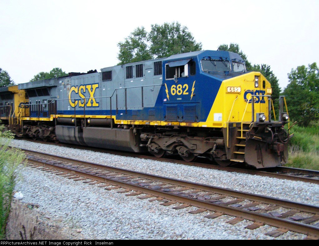 CSX 682